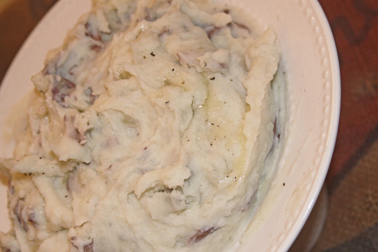 Our Favorite Mashed Potatoes – Thanksgiving Dinner Recipe – A Spotted Pony